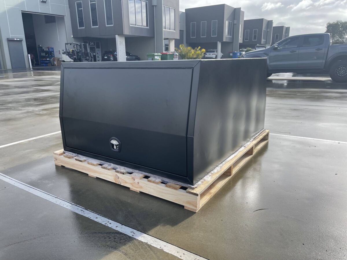 1500mm Black Flat Plate Aluminium CanopyKylin Campers