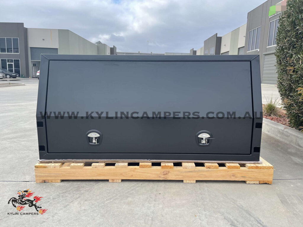 1800L Dual Cab Jack Off Black Alloy Jack off Canopy with 1 dog box ...