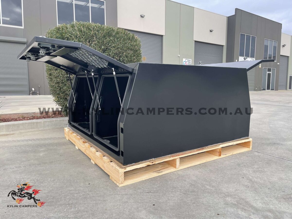 1800L Dual Cab Jack Off Black Alloy Jack off Canopy with 1 dog box ...