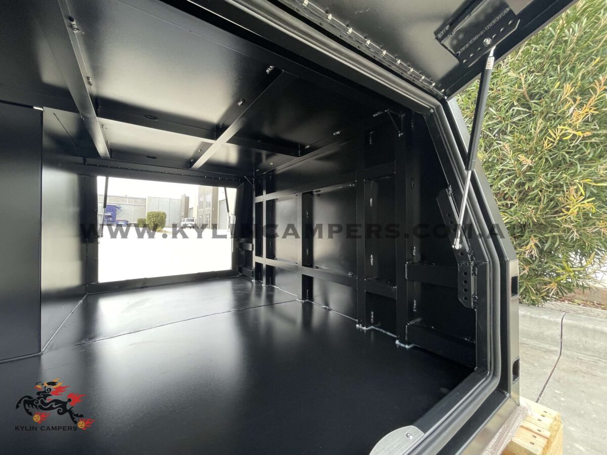 1800L Dual Cab Jack Off Black Alloy Jack off Canopy with 1 dog box ...