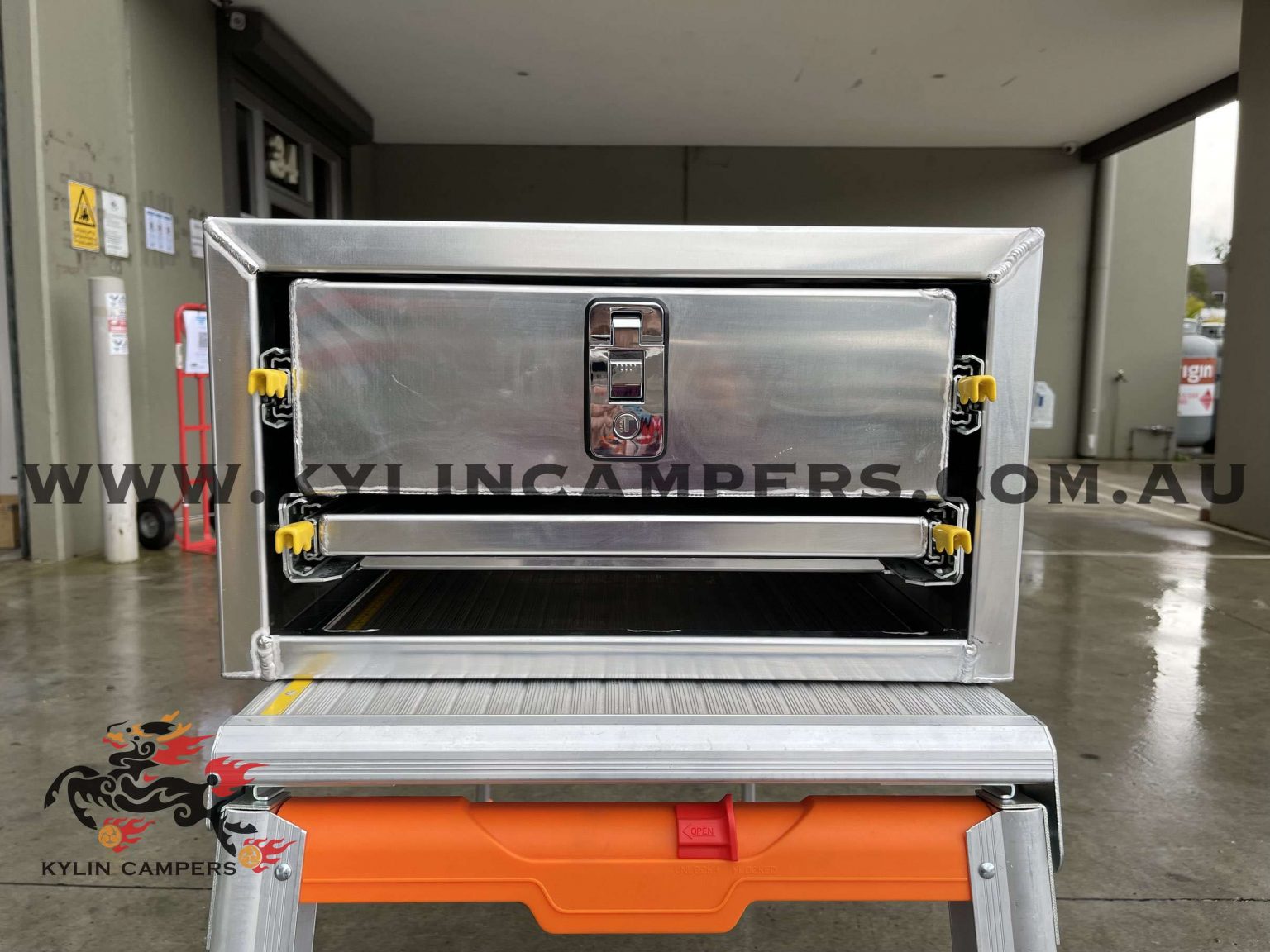 Aluminium Ute Canopy Drawer - 550mm wide single drawer with tableKylin ...