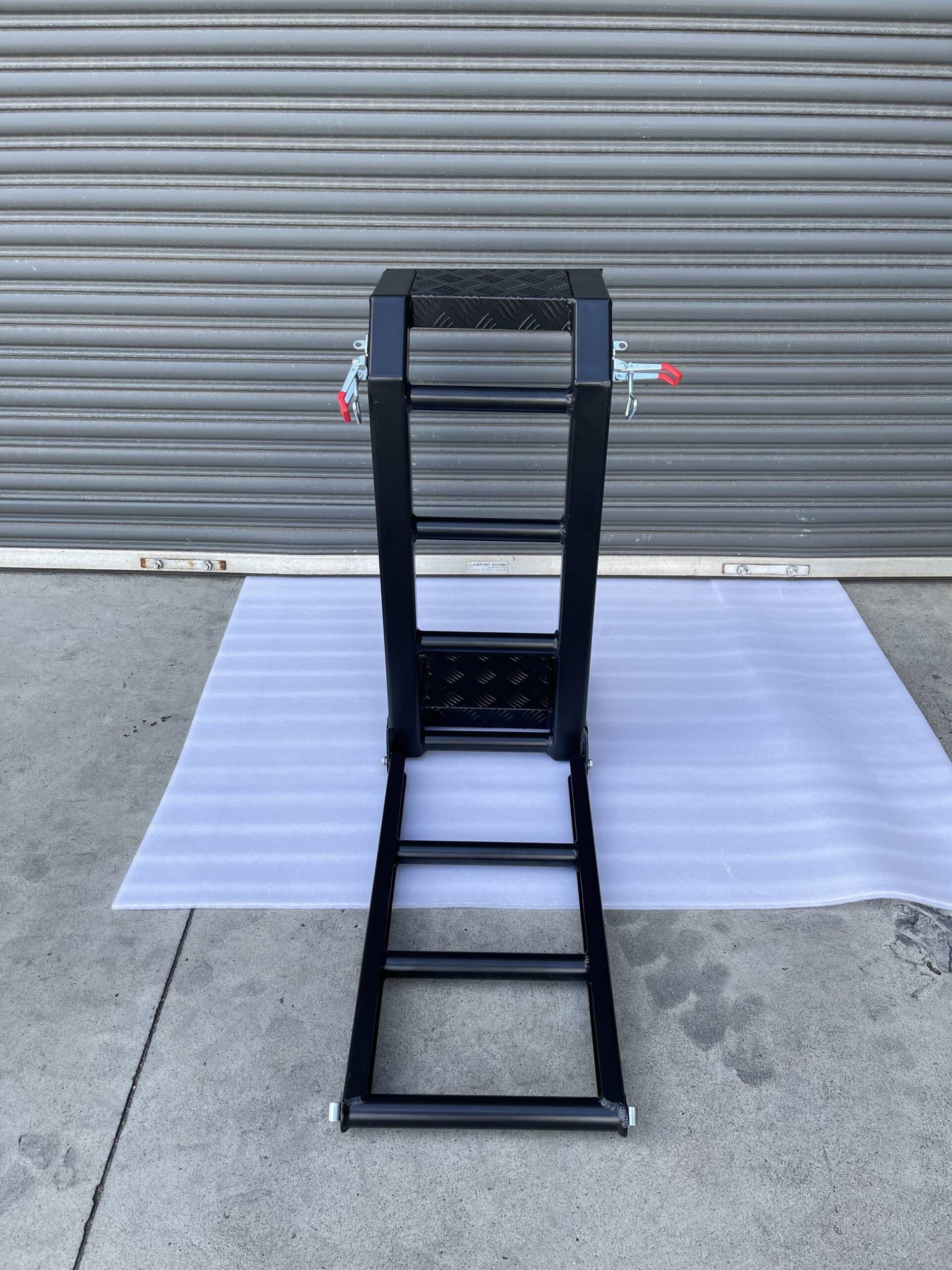 Adjustable Black Alloy Ladder for Ute Canopy -Kylin Campers