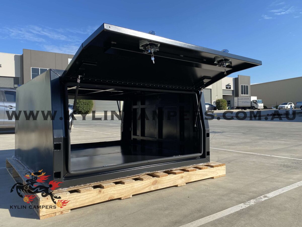 1650mm Long Black Jack off CanopyKylin Campers